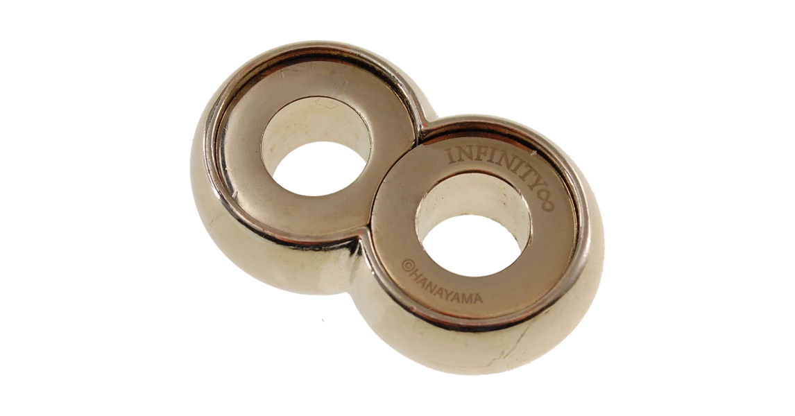 Hanayama Cast Puzzle - Infinity